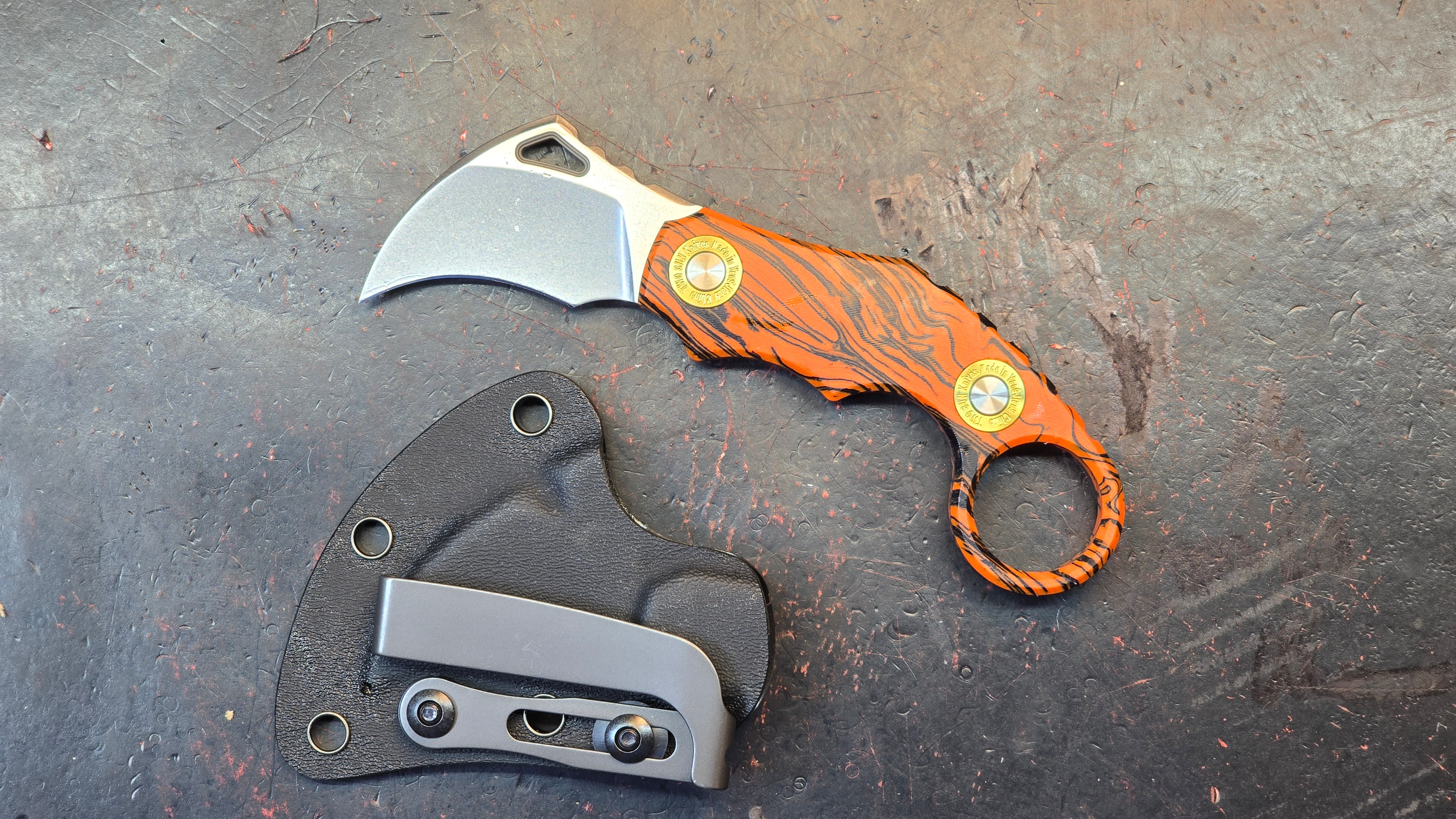 TWOSUN TS612 RED / Black FIXED KARAMBIT CLAW G10 Handle D2 STONEWASH – TEK